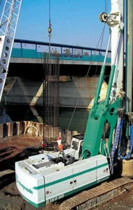 Perfuratriz Casagrande B180 HD | Ficha Técnica, Catálogo e Mais